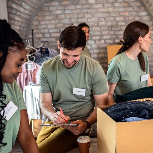 The Complete Guide to Volunteering with Foster Care | Foster Love